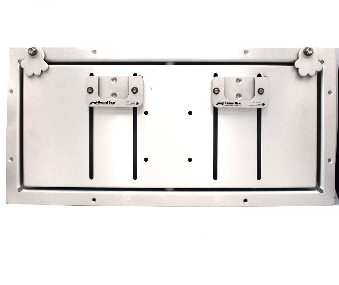 Kennel Gear, 360 Versa Feeder Standard with Paws by Control Dynamics Inc